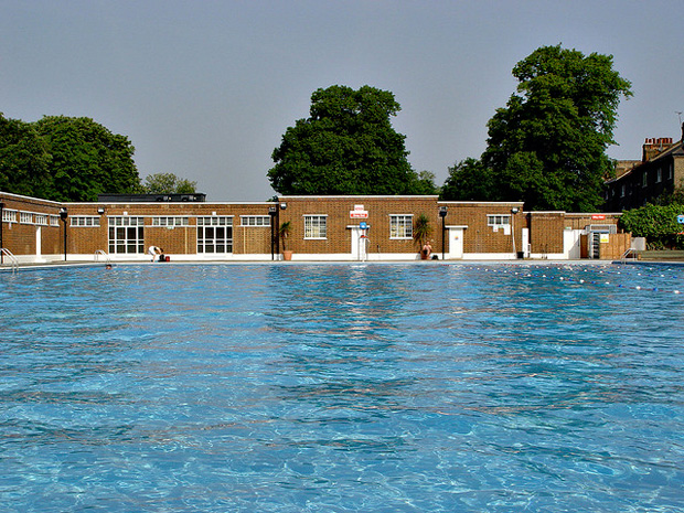 Synchronised swimming debuts at Brockwell Lido with free show this Sunday