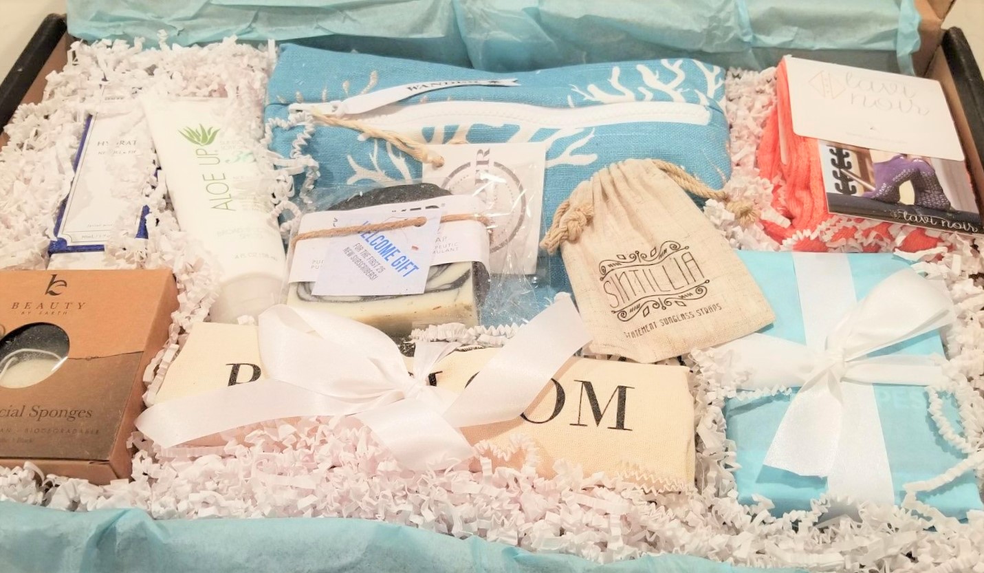 The Wanderlust Box | DAMASK SUITCASE