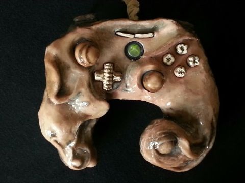 [GEEK OUT] Make Your Own Cronenberg-Inspired XBOX Controller