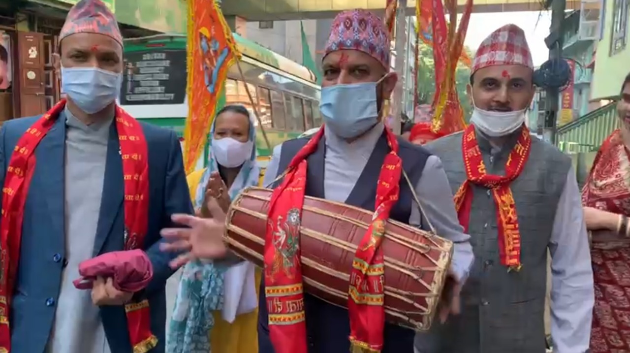 Sikkim marks beginning of Dasain with Fulpati rally - EastMojo