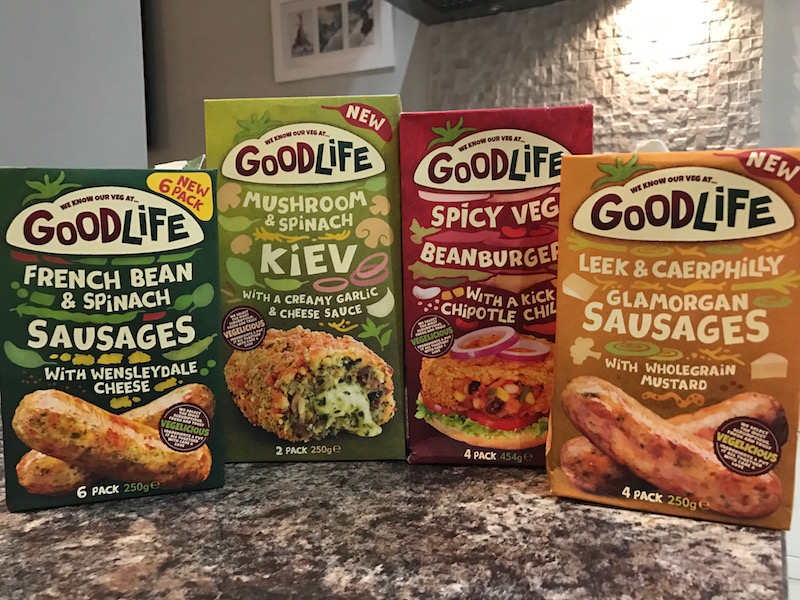 Can the Mannings go meat-free? - Eat with Ellen