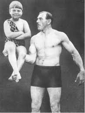 Hermann Görner - EsasCosas