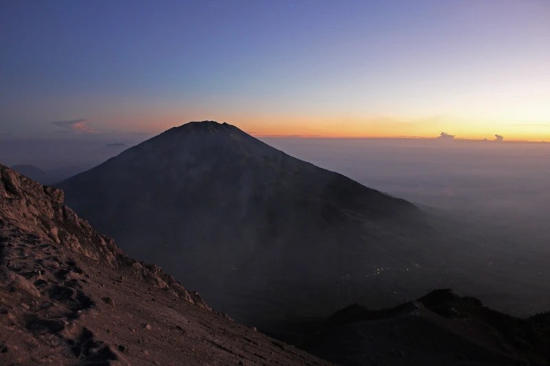 Climbing The Merapi Volcano, Indonesia - Story & Virtual Tour