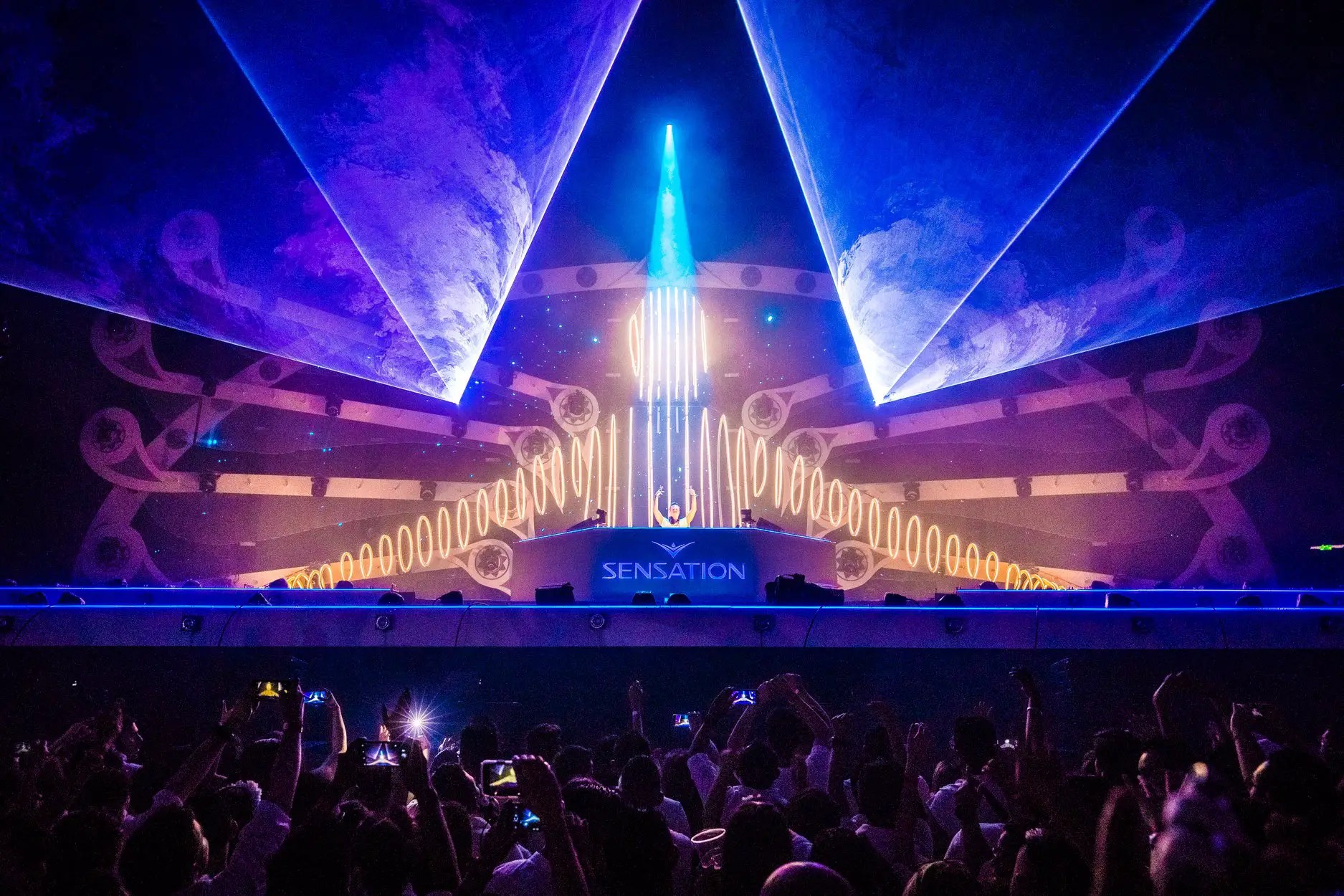 deadmau5' Ex-Wife Kelly Fedoni Shows Off New Fiancé Sully Erna