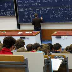 When Teaching Large Classes, Think Like a Tutor | A Happy Discovery