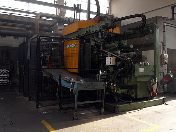 Presses – FASSI Srl