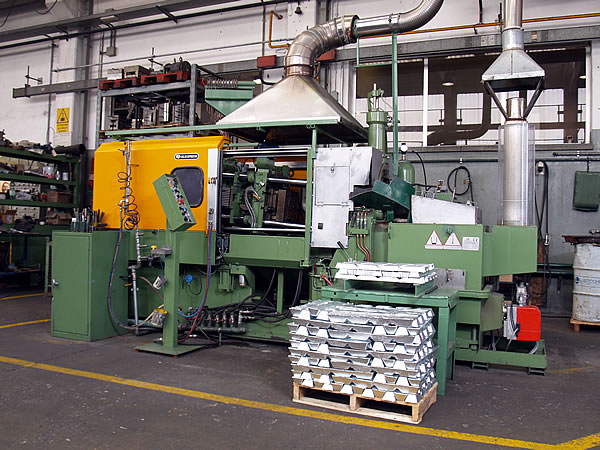 Presses – FASSI Srl