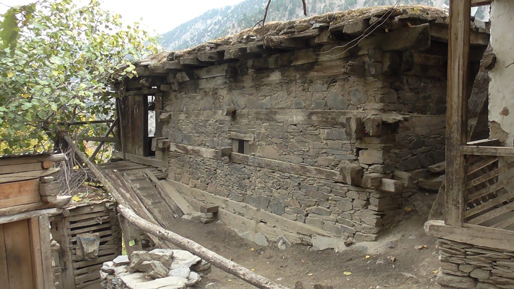 300-year-old house at Balanguru in the Rambur Valley, Pakistan – Every ...