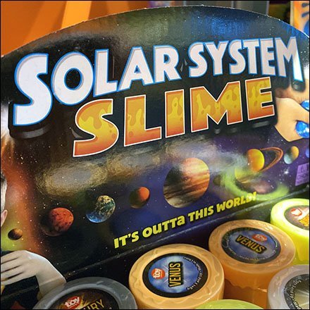 Snacks Slatwall Wire Basket Display – Fixtures Close Up