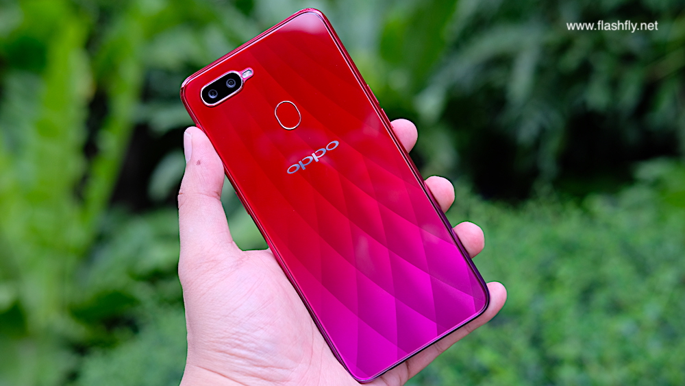 พรีวิว OPPO F9 หน้าจอดีไซน์หยดน้ำ ฝาหลังไล่เฉดสีกลีบดอกไม้ รองรับ VOOC ...