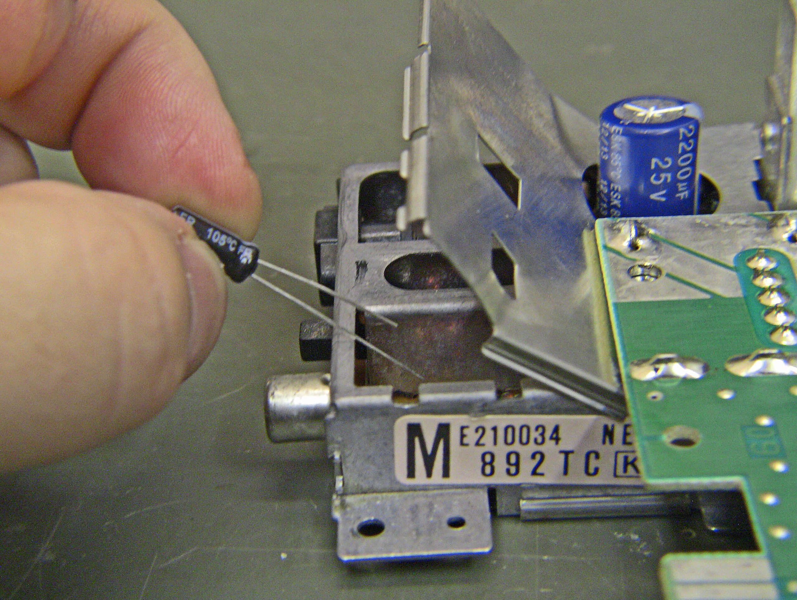 Hi-Def NES install guides NES-001 Front Loader Capacitor Replacement