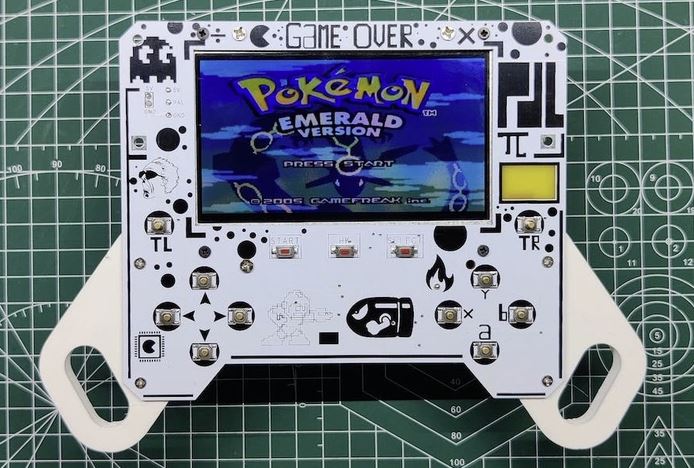 PALPi V5 Raspberry Pi Retro Handheld Games Console - GameNGadgets