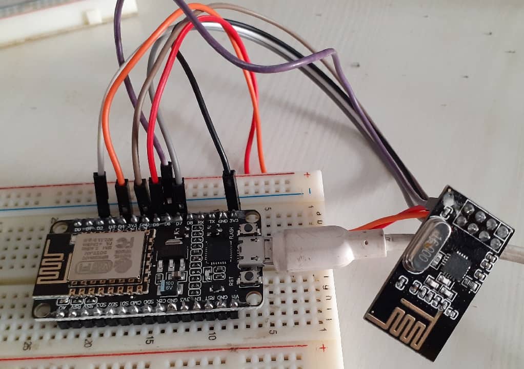ESP8266 & nRF24L01 based Wireless Temperature Humidity Monitoring