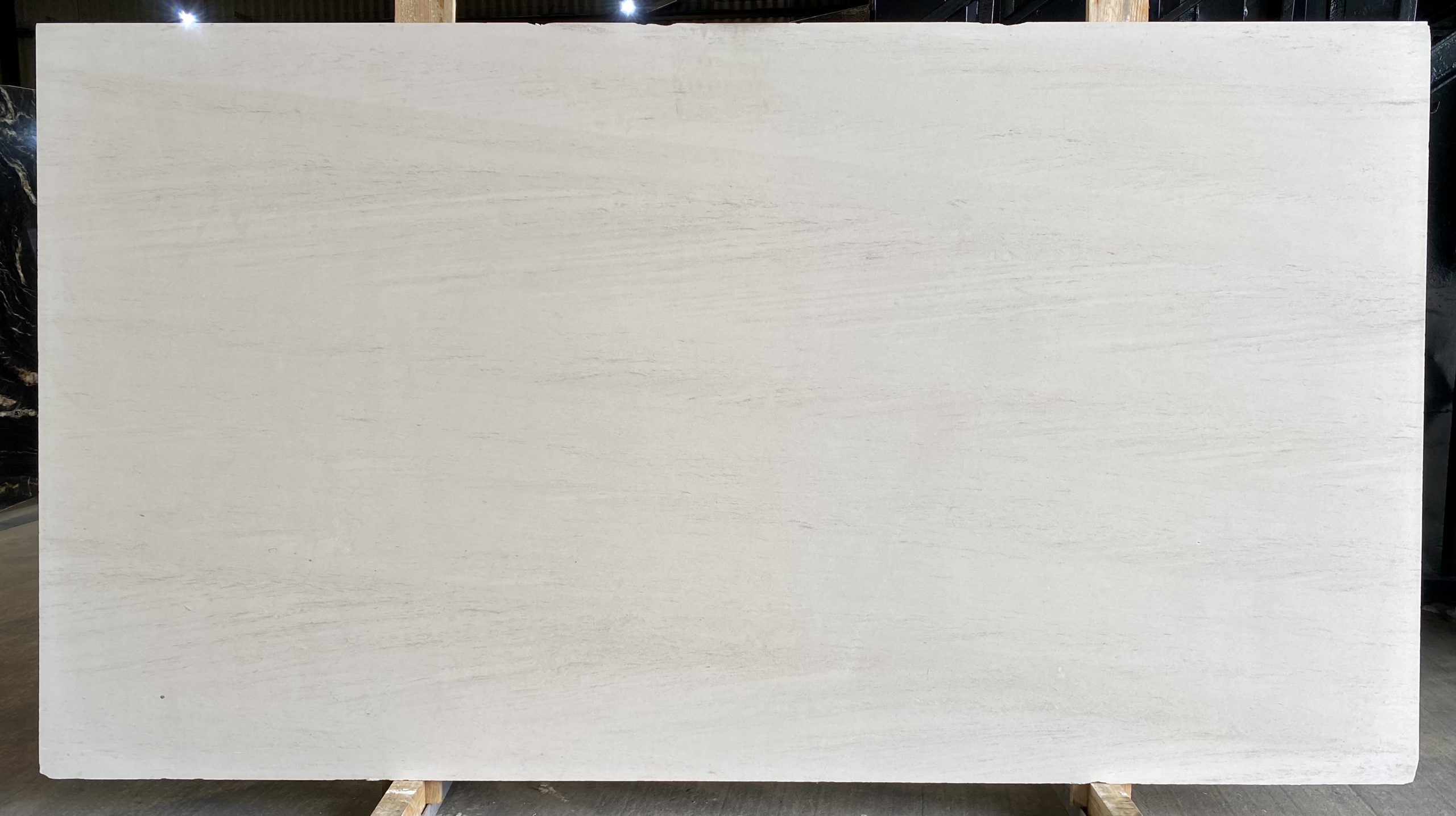 French Limestone Limestone Slabs - Imperial Stone Group