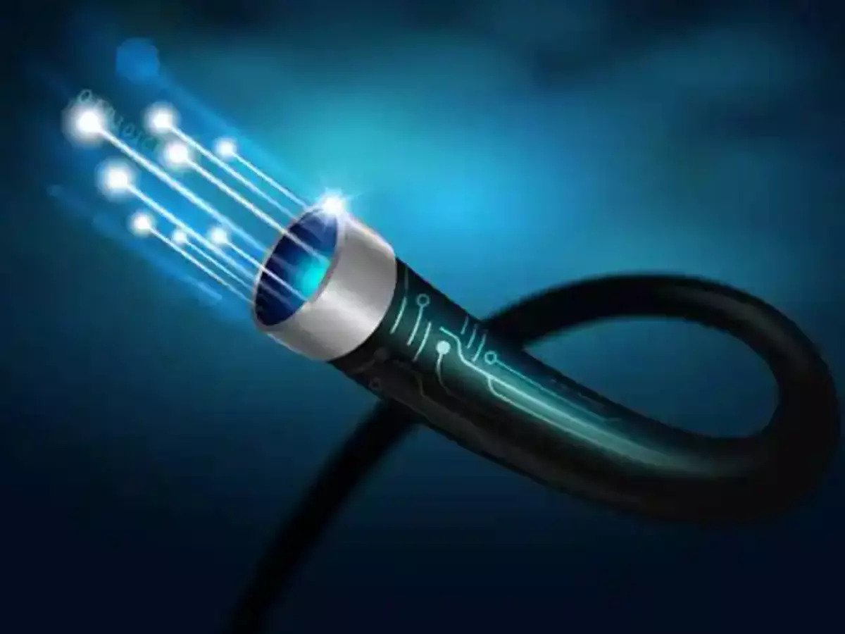 What is fiber optic internet? Know more about Fiber Internet