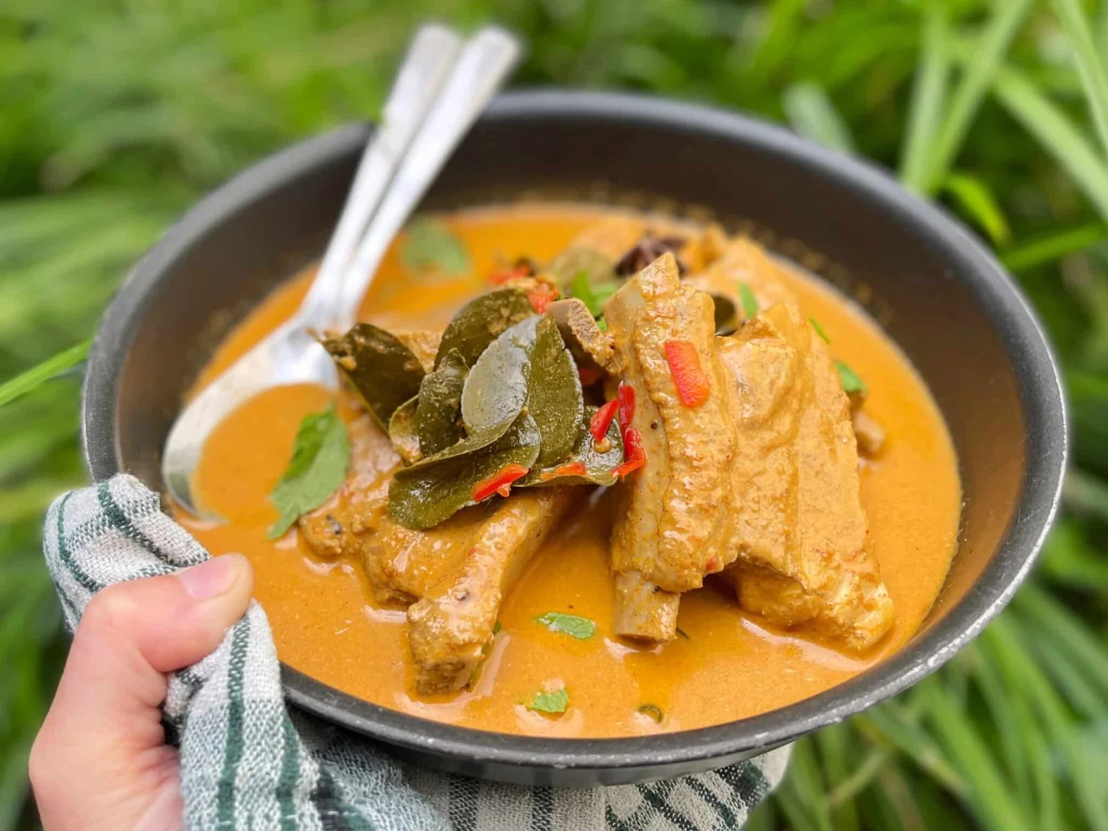 Best Spicy Pork Rib Curry Ever | Simple. Tasty. Good.