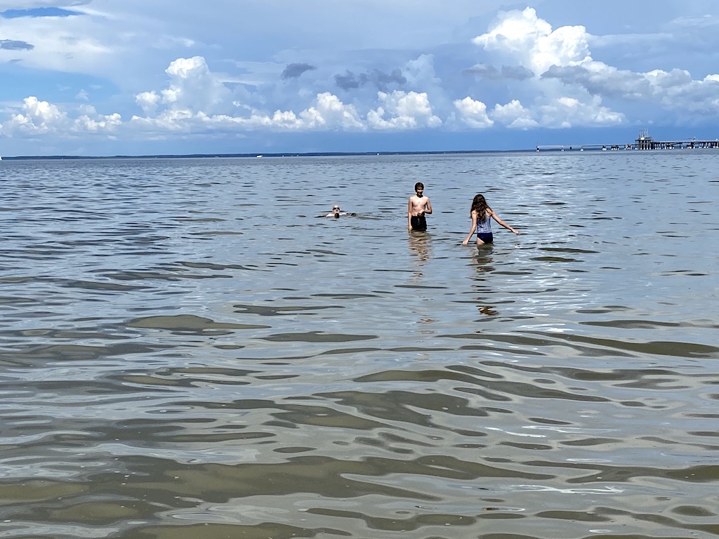 Hiking, Beaching, & a Little Fossil Hunting at Calvert Cliffs State ...