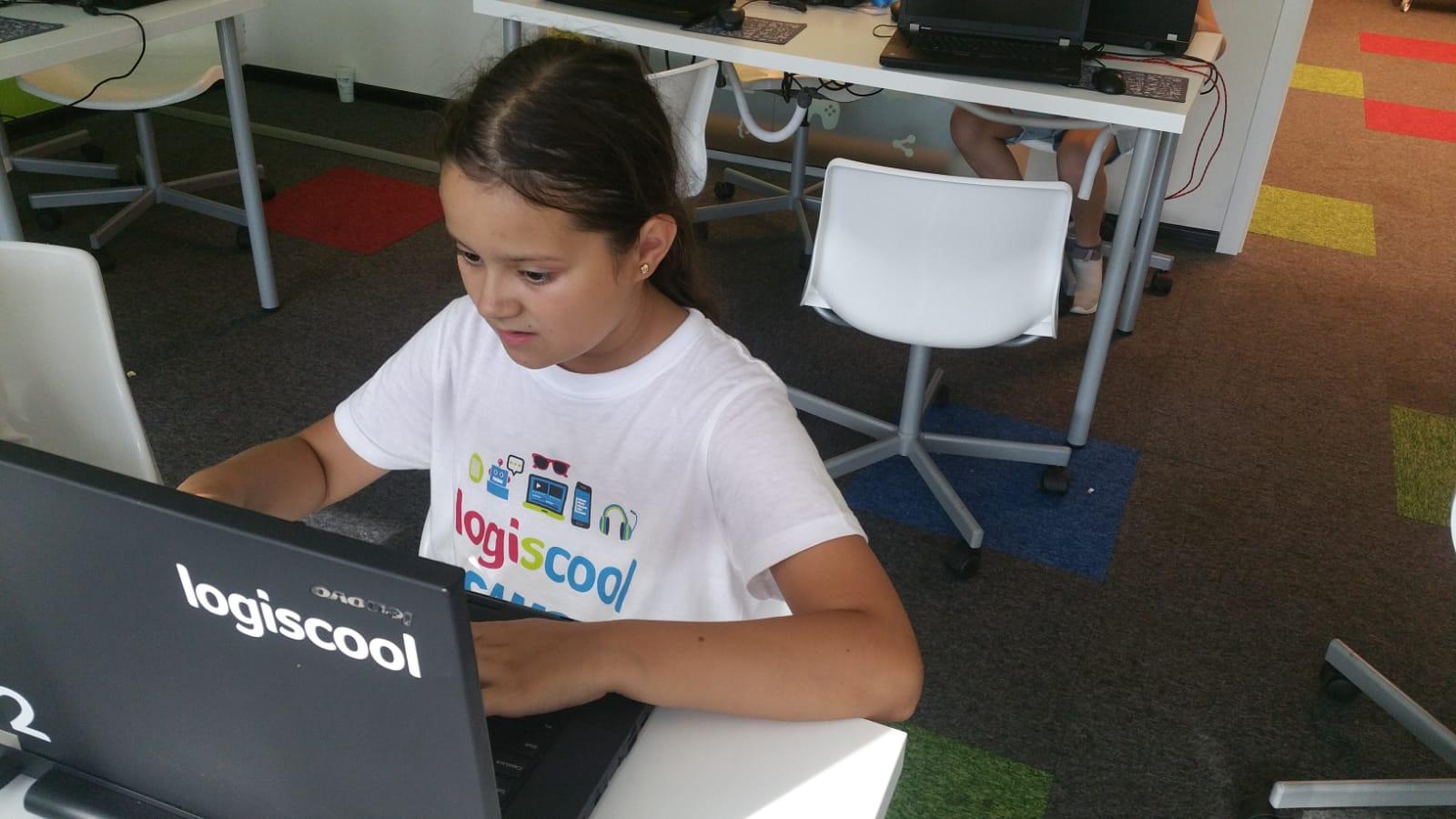 Cum a fost în tabăra 3D Game Design in Kodu de la Logiscool