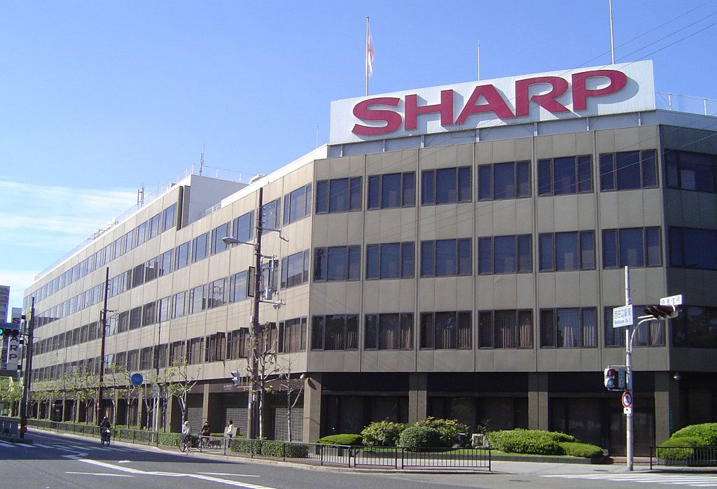 Sharp planea vender su planta en México