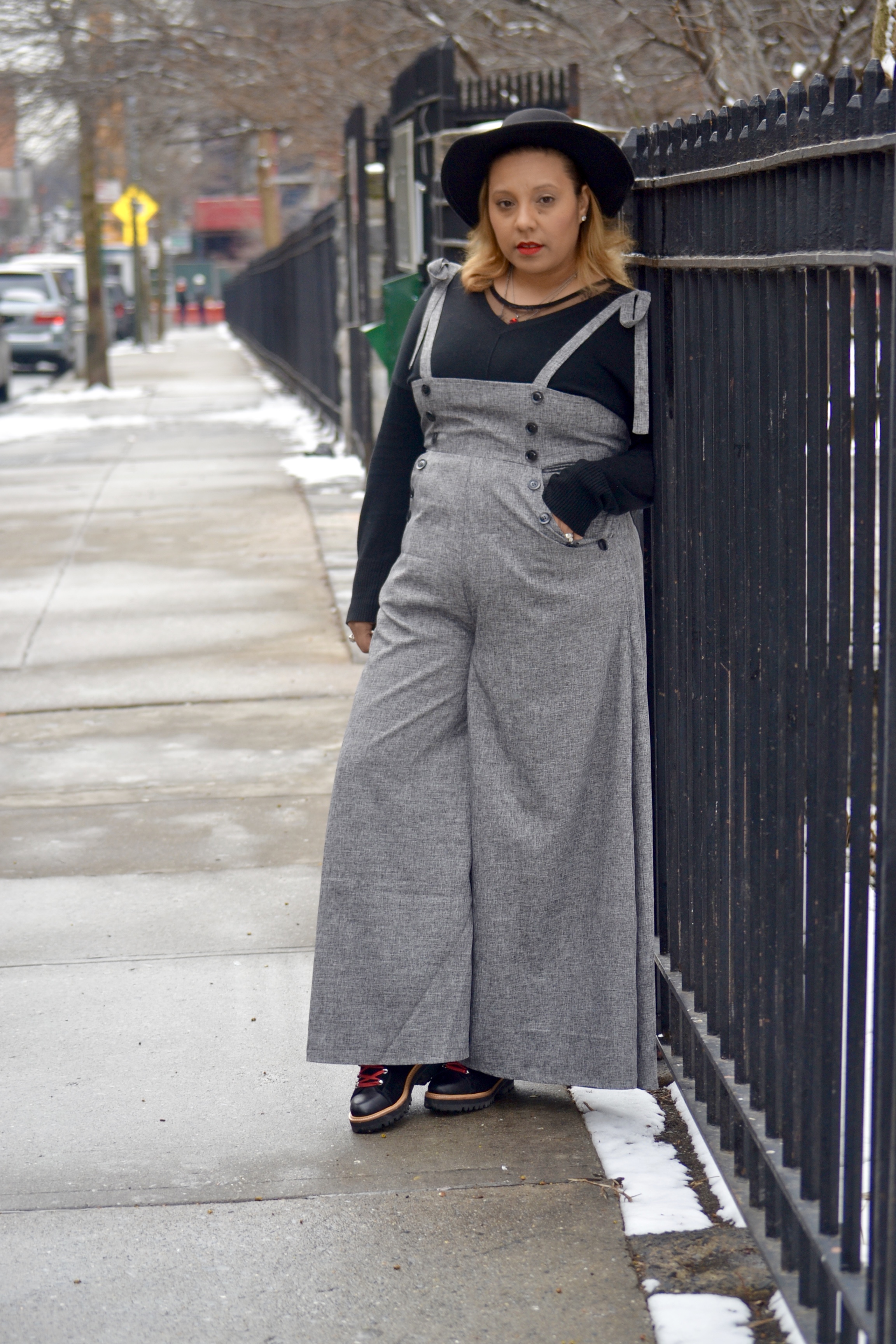 Lovely Flared Romper - Love2bcouture