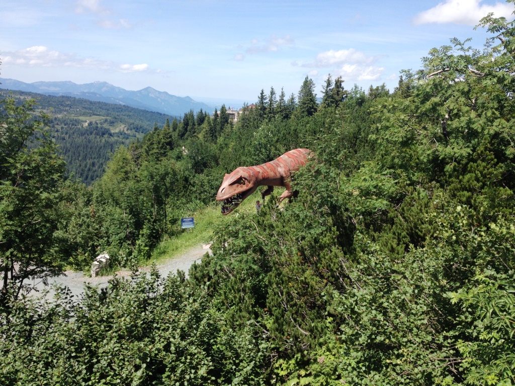 Dinosaurs and Mountains are Perfect Together in Triassic Park in Tyrol ...