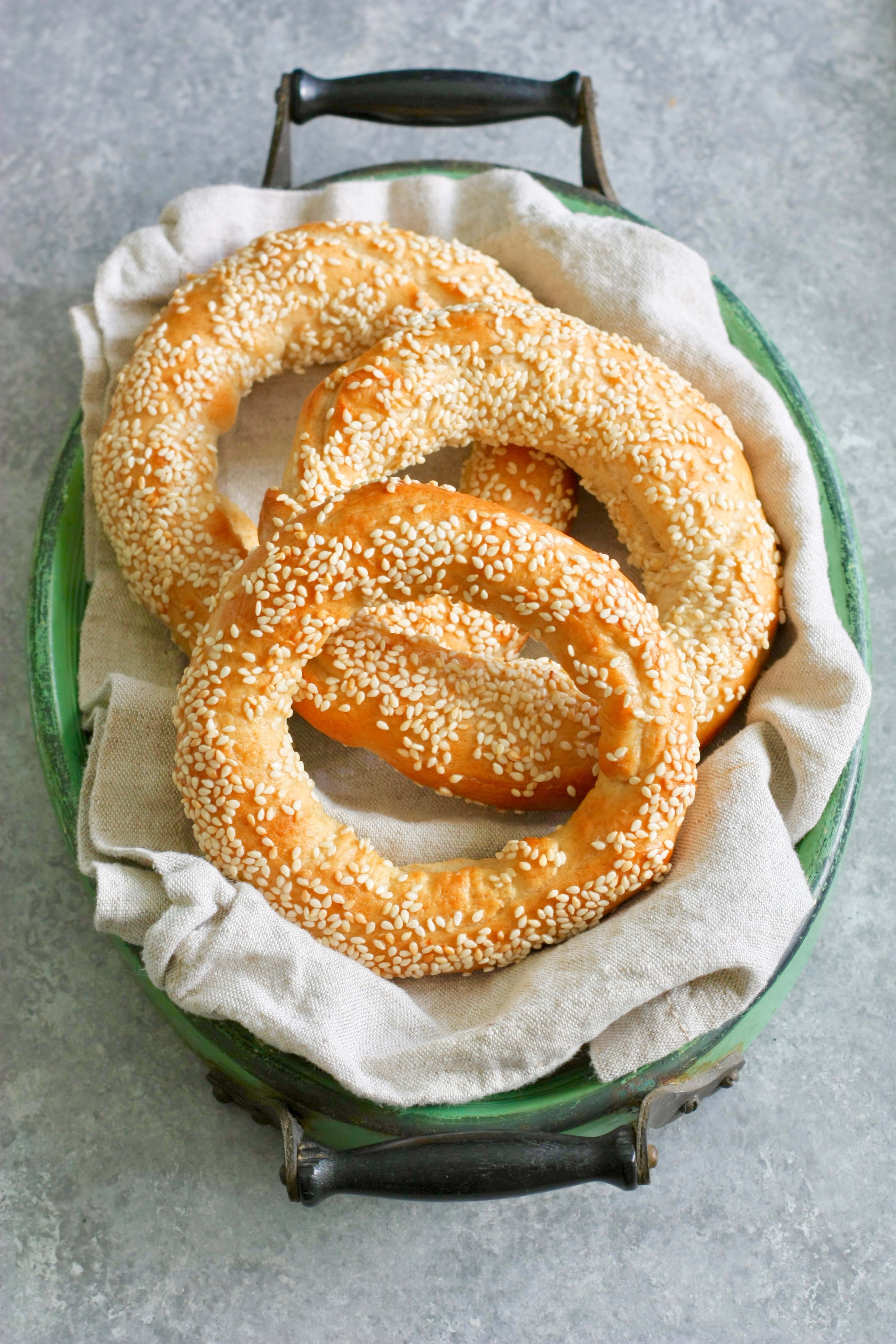 Easy Greek Bread Rings With Sesame Seeds Marilena s Kitchen easy-greek-bread-rings-with-sesame-seeds-marilena-s-kitchen