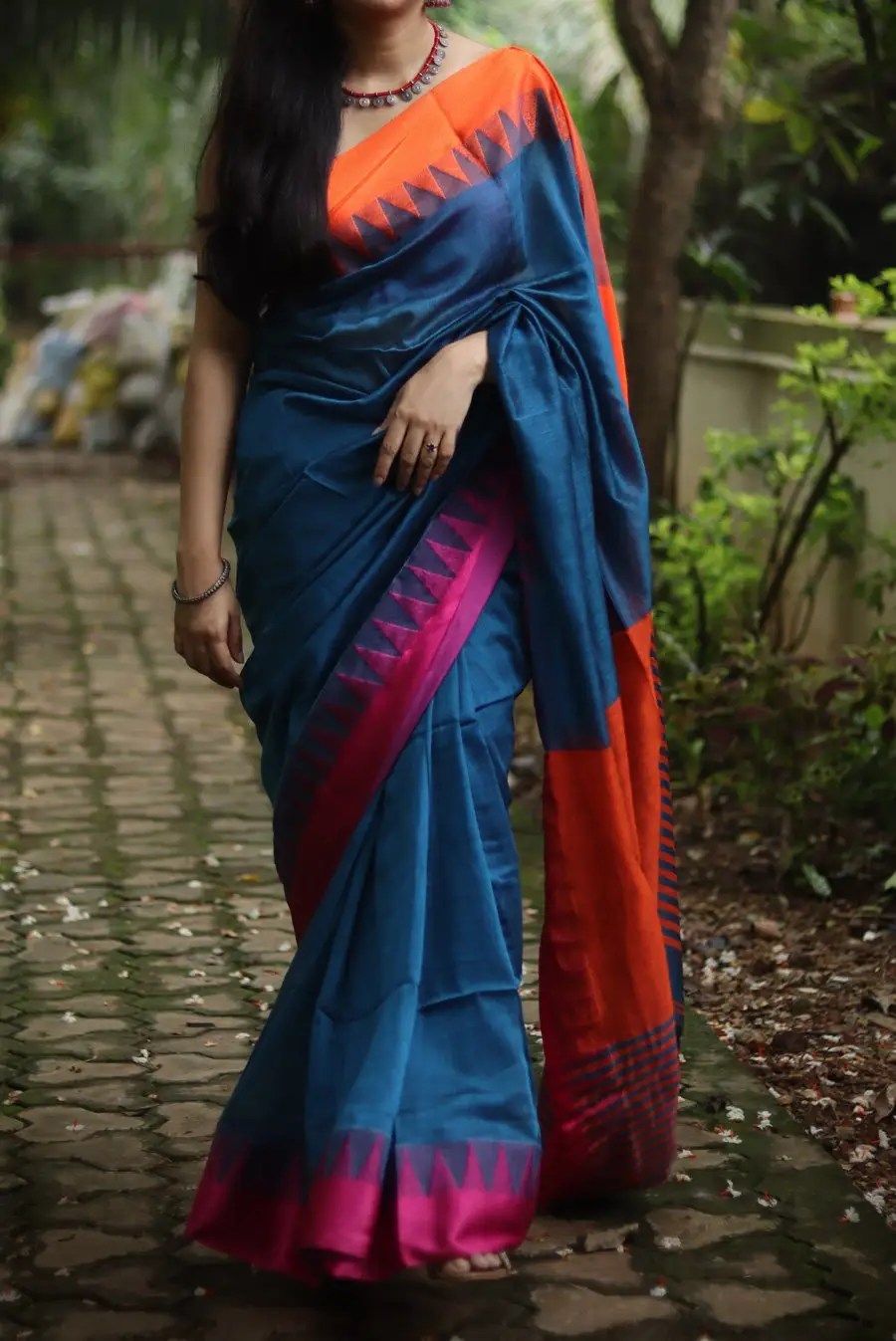 Buy Premium Quality Blue Color Handloom Cotton Saree With Temple Border ...