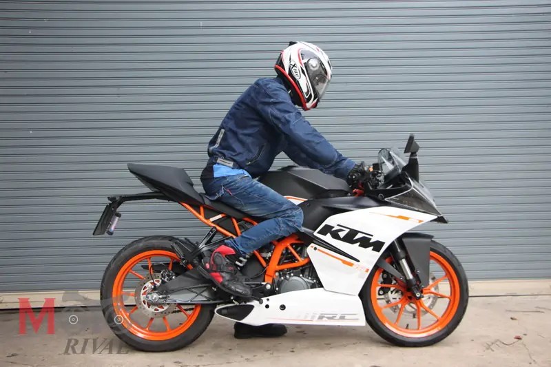 รีวิว KTM 250 Duke, RC250 2 คู่หูค่ายส้ม ตัวจี๊ดสูบเดี่ยว เบาพริ้ว ขี่ ...