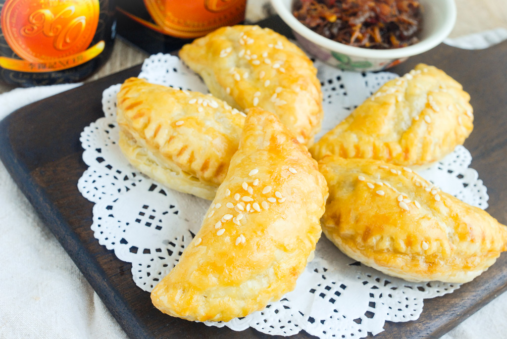 XO Sauce Chicken Puff