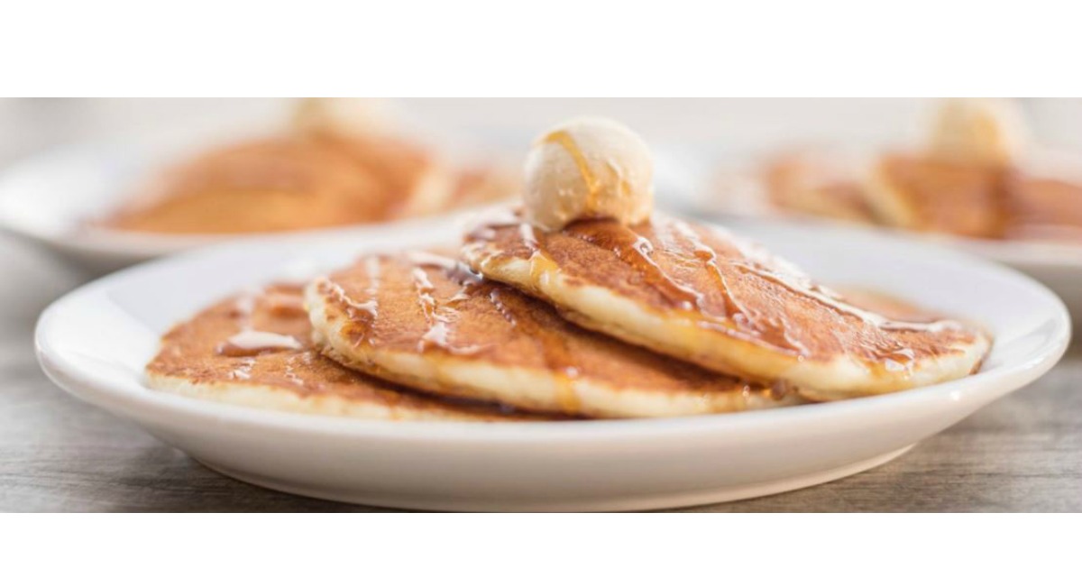 FREE Short Stack Of Buttermilk Pancakes @ Perkin's On 7/26! - MWFreebies