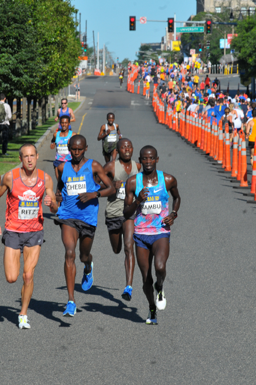 Ritz, CT's Ritchie (ex-BC) in Lead Pack of 8,000+ B.A.A. 10K Field ...