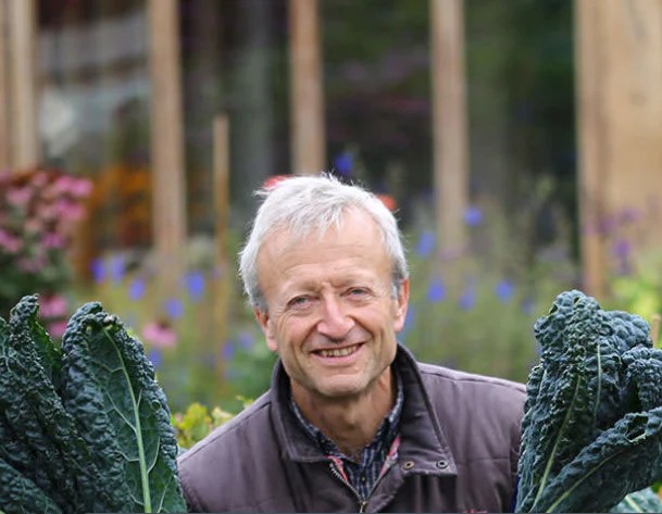 No Dig Expert Charles Dowding Backs New Leaf Compost