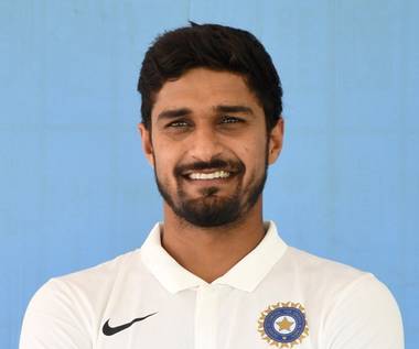 Deepak Hooda Biography, Height, Weight, Age, Salary, Net Worth, Wife ...