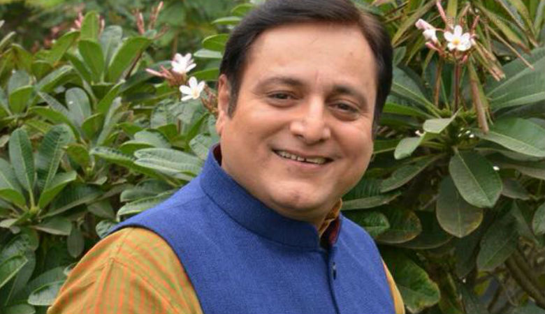 Manoj Joshi Biography, Height, Weight, Age, Movies, Wife, Family ...