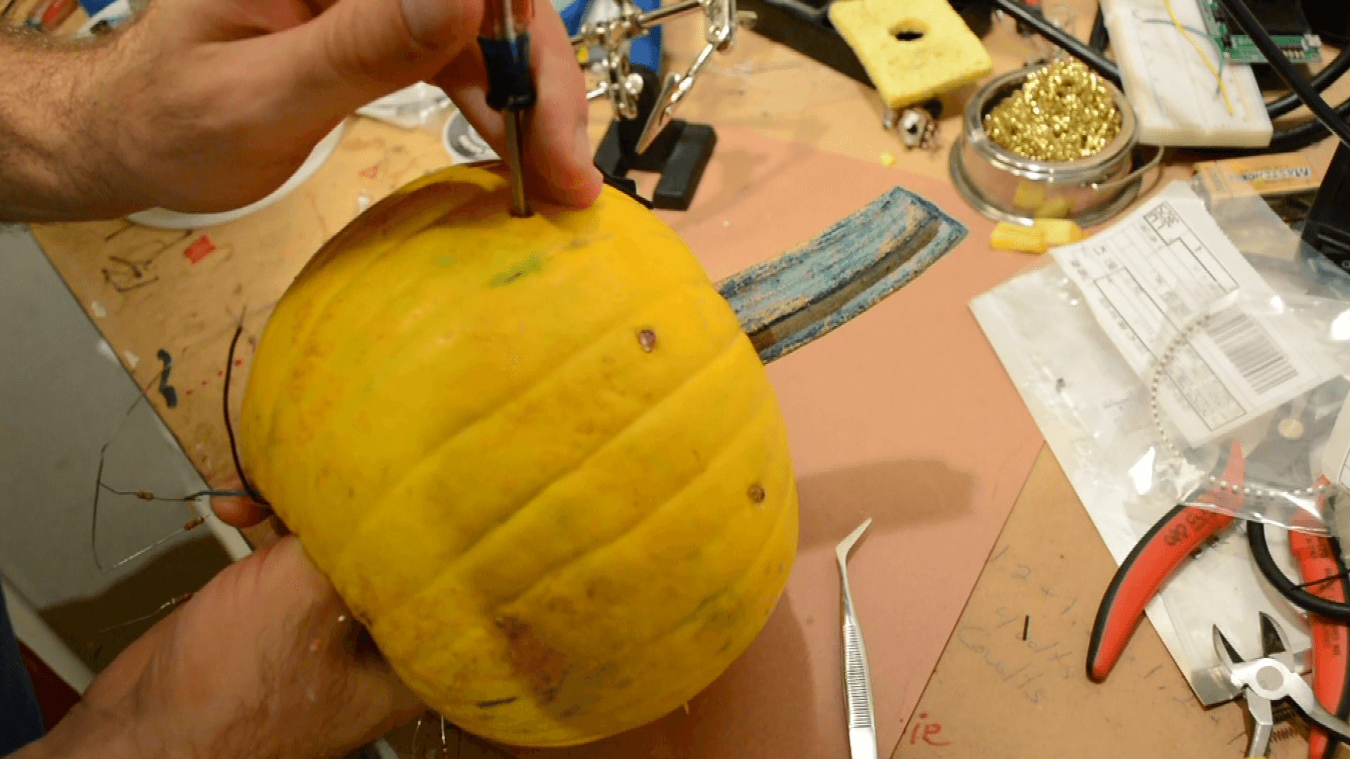 LED Stuffed Pumpkin :: Halloween Arduino Project - Programming ...