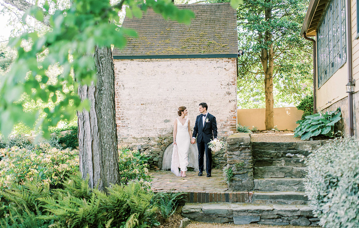 Photo & Video Gallery - The Red Fox Inn & Tavern