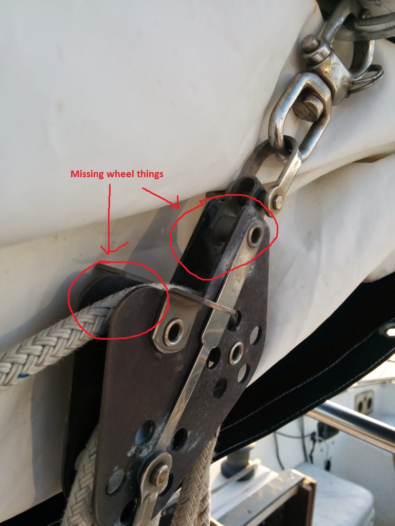 Redoing the main sheet block system - Sail Dive Fish