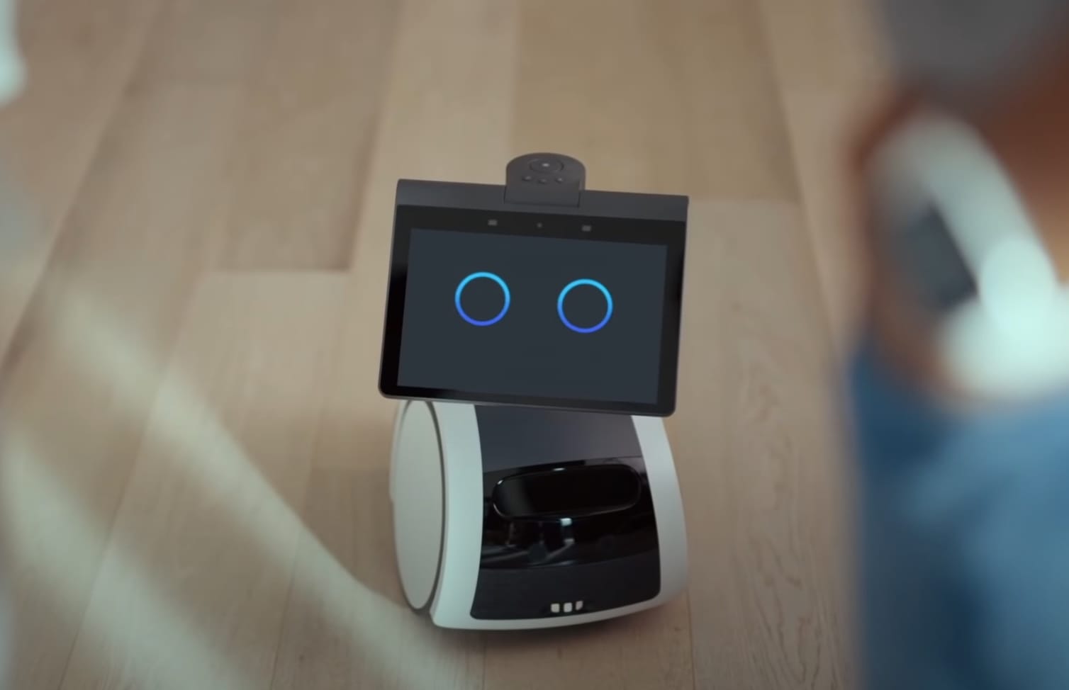 Hund ohne Bein: Alexa-Roboter "Astro" soll noch ziemlich schlecht sein