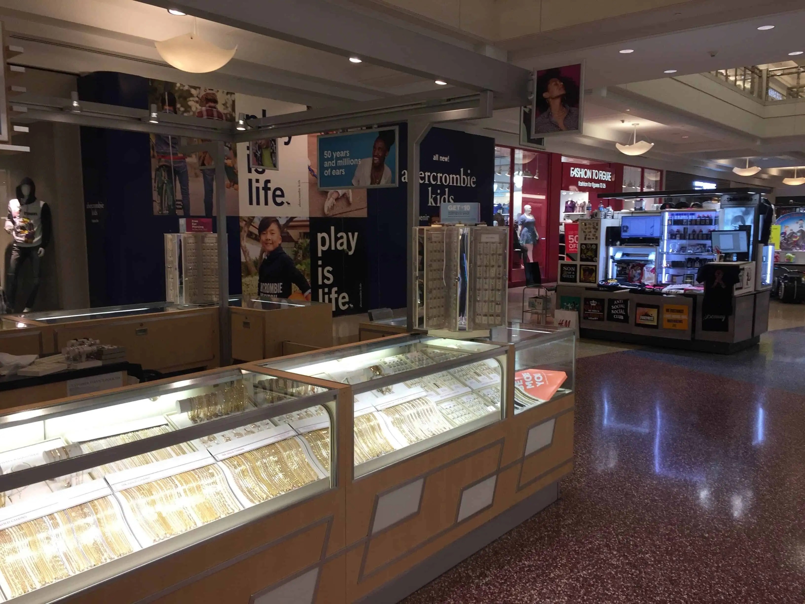 Kings Plaza has staying power – Red Hook Star-Revue