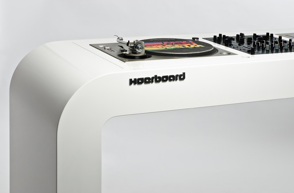 Retro-Futuristic DJ Table Looks Like It Belongs At The Korova Milk Bar ...