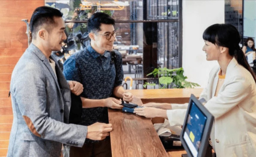 How a Mobile App for Employee Access Can Benefit Your Company