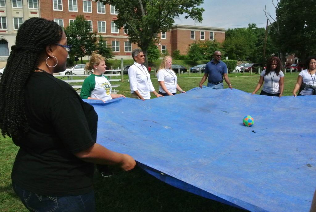 4 Ways Team Building Improves Performance It s Science 4-ways-team-building-improves-performance-it-s-science