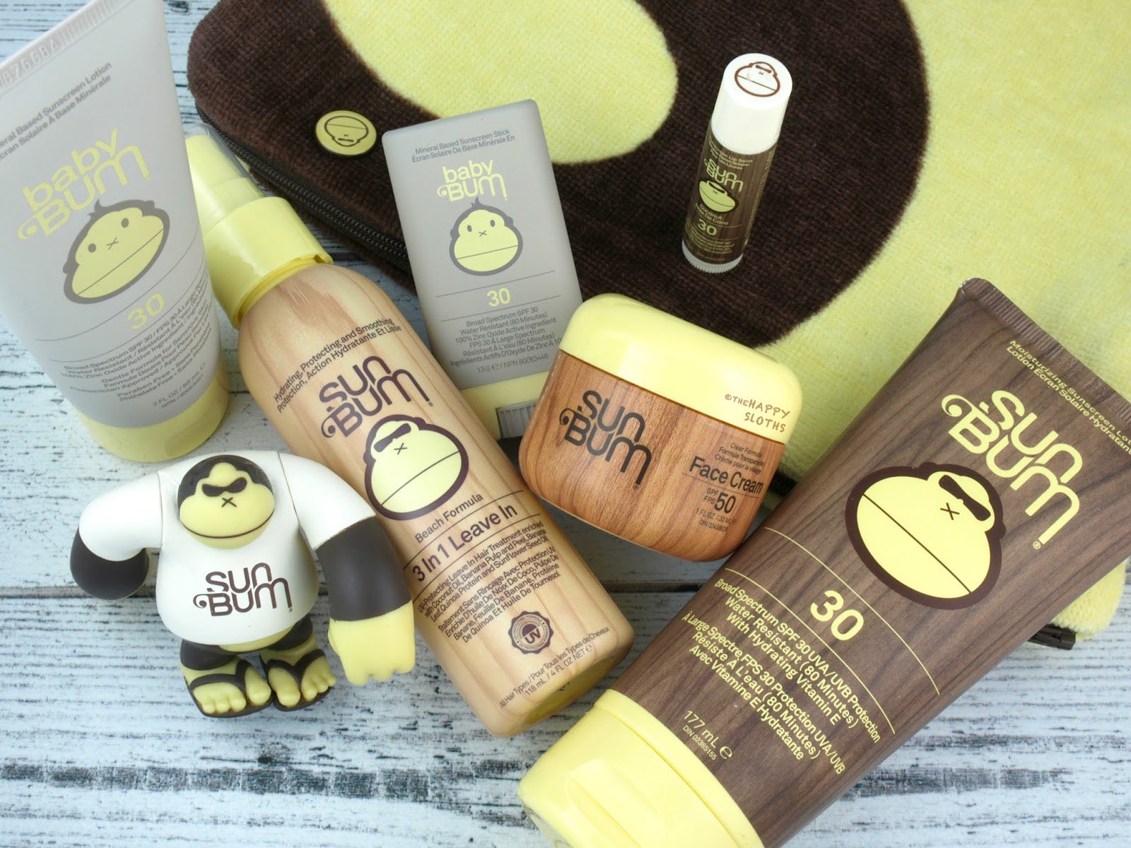 Protect your skin with Sun Bum - BEACH MART