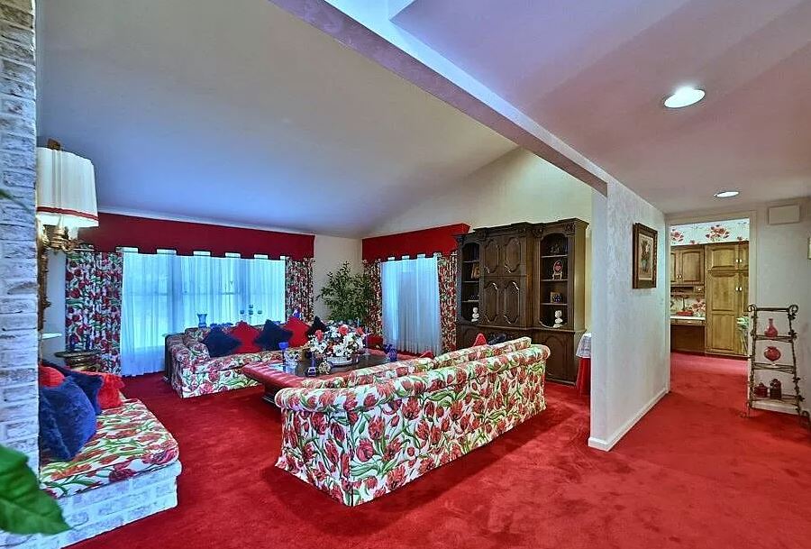 Four bedroom House Goes On Market For 370 000 But You Have To Be A four-bedroom-house-goes-on-market-for-370-000-but-you-have-to-be-a