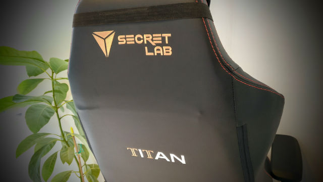 Secret Lab Titan Stealth Gaming Chair Review | TheXboxHub