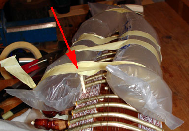 Reparos{3 – Sitar repair: broken tumba | Sitar-Raag