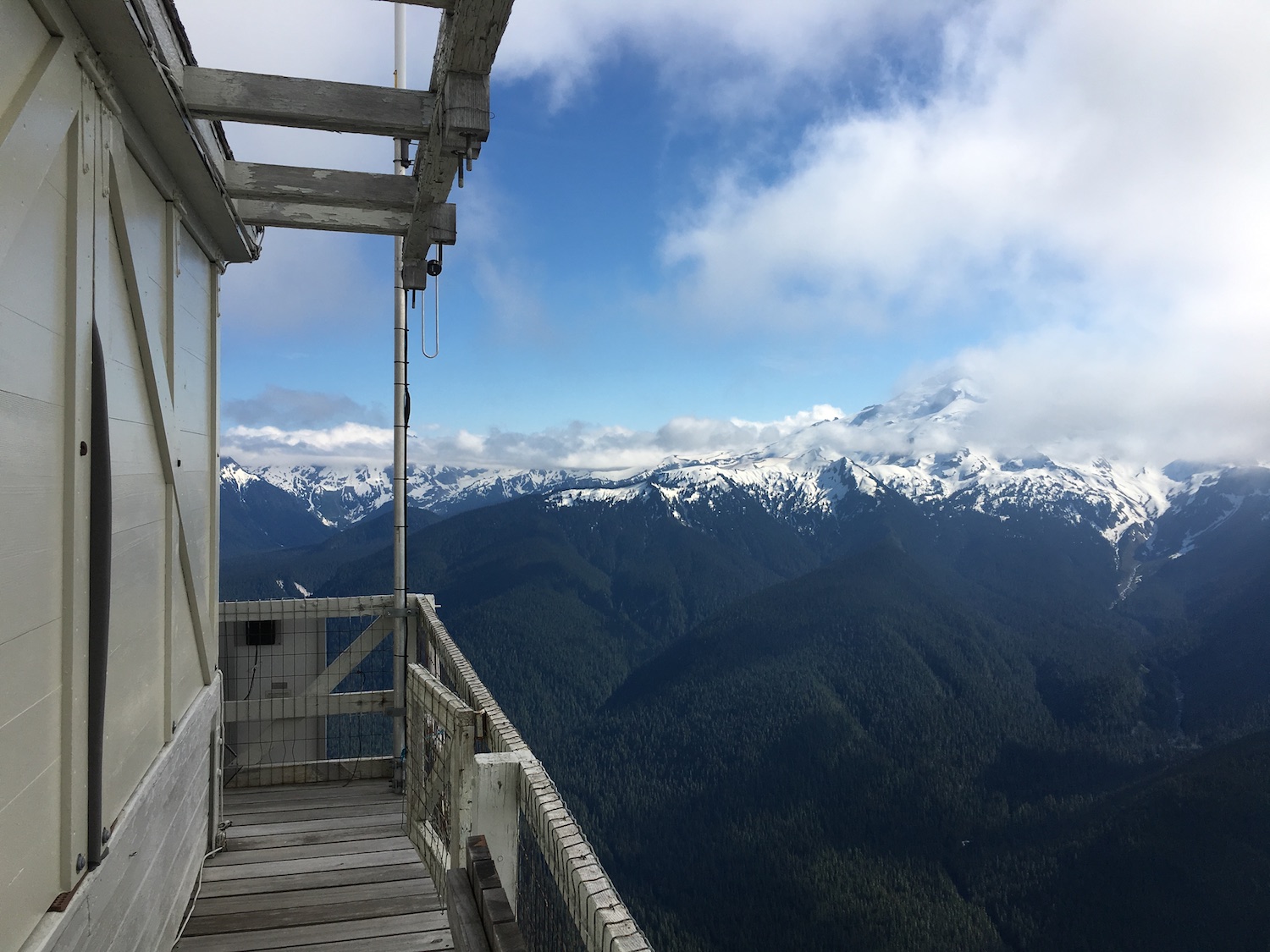 Fastpacking Miners Ridge Fire Lookout - TrailChick