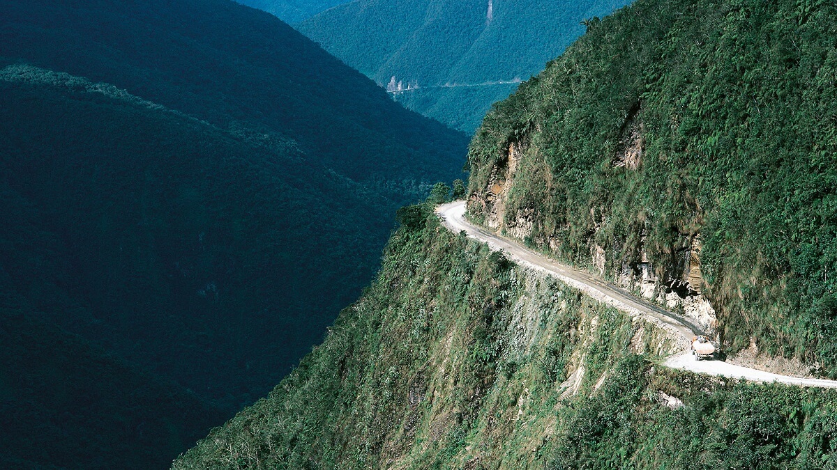 Top 15 Most Dangerous Places In The World Tusk Travel top-15-most-dangerous-places-in-the-world-tusk-travel