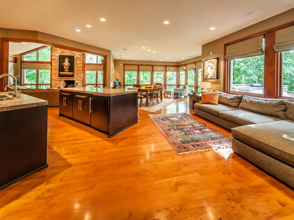 Creating a Unifying Interior Design - Stephanie Weitkamp