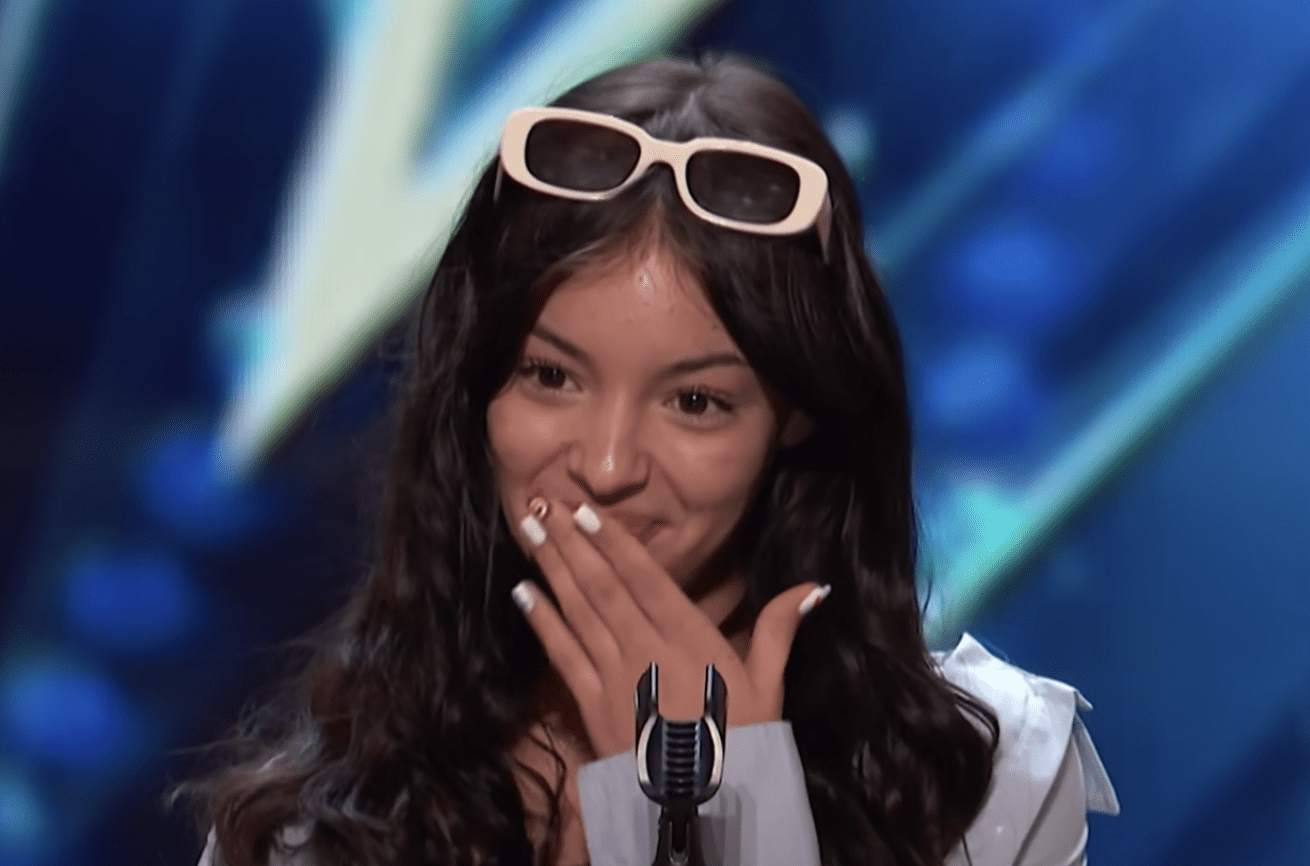 Zach Bryan Praises 19-Year Old Pizza Hut Manager Summer Rios ...